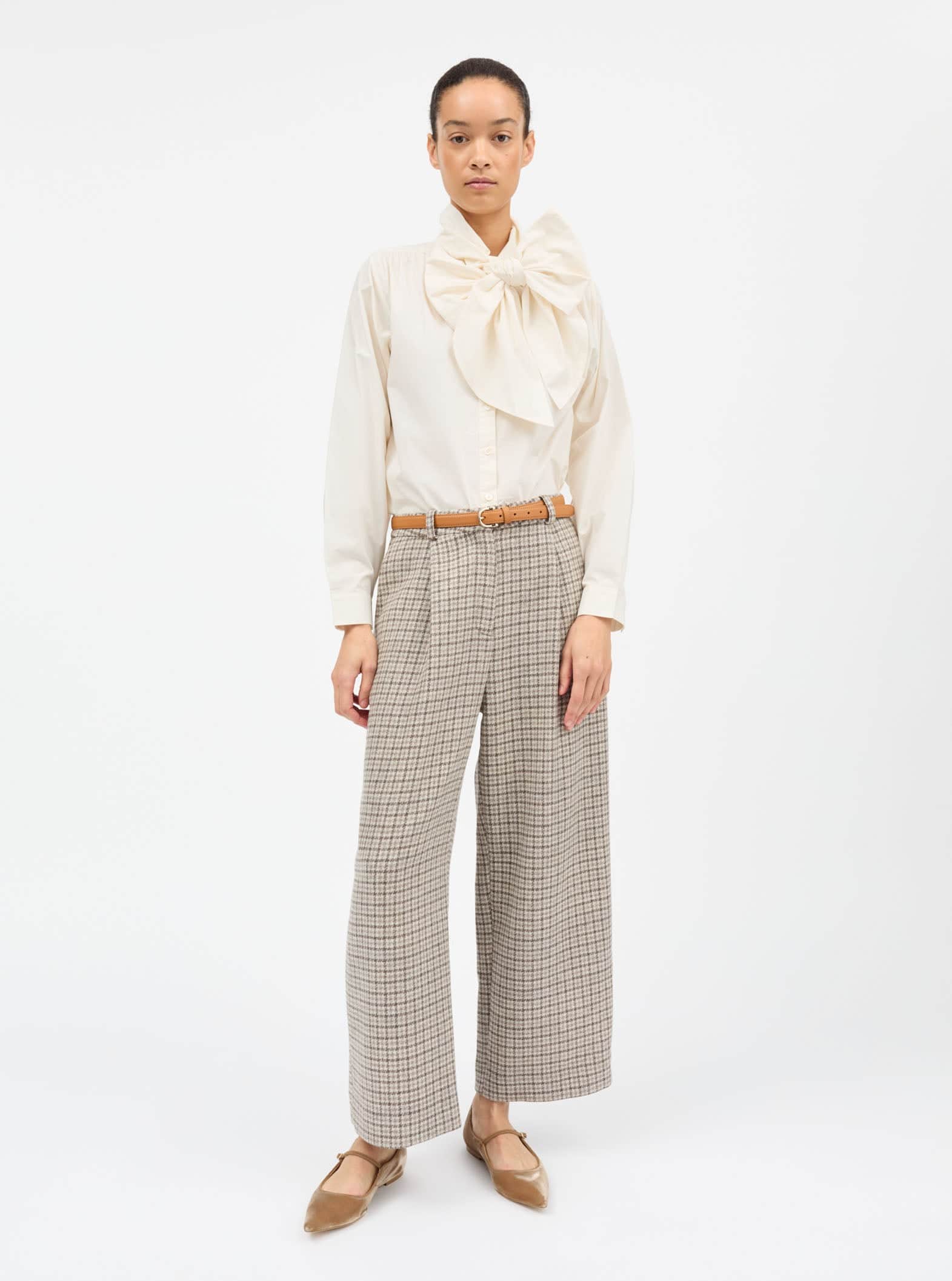 Shop Skall Studio's Lady Bow Shirt - RIISE